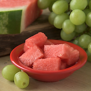 Carlisle FoodService Products Dallas Ware Reusable Plastic Bowl Fruit Bowl with Rim for Buffets, Home, and Restaurants, Melamine, 3.5 Ounces, Red, (Pack of 48)