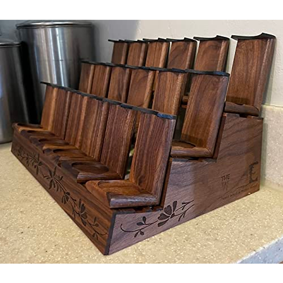 18 Count spice rack with bottles
