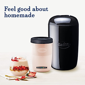 EasiYo Yogurt Starter Kit | EasiYo Yogurt Maker, Storage Jar and Greek Style Strawberry Flavored Yogurt Base (35oz, Makes 7 Servings) | Fresh Homemade Yogurt | New Zealand Milk from Grass Fed Cows