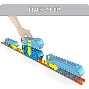 Hot Wheels Track Builder Unlimited Slide & Launch Pack for Kids 6 Years & Older with a 1:64 Scale Hot Wheels Vehicle, Moveable Kicker Booster & 3 Track Pieces that Connect to Other Sets