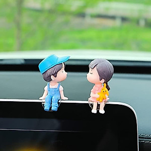 DADHOT Cute Car Decoration Lovely Couple Car Decoration Cute Cartoon Couples Action Figure Figurines Balloon Ornament Auto Interior Dashboard Accessories for Boys Girls Gifts (Blue hat,no Balloons)