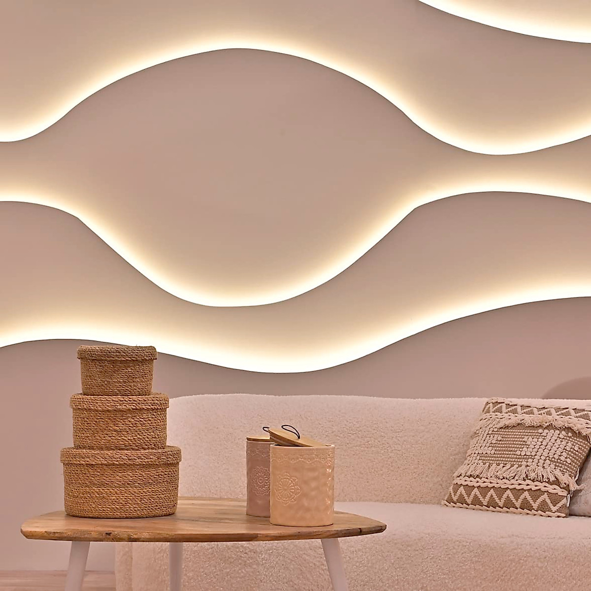 Seagrass Basket Boxes with Lids, Set of 3, Circular, Coiled Wicker Weave, Natural Seagrass, Made by Hand, 6, 7.75, and 9.75 Inches in Diameter