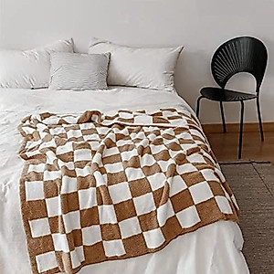 Yizheer Double Sided Checkerboard Grid Cozy Luxury Throw Blankets Warmer Soft Reversible Microfiber Bed Couch Blanket, 51''x63''，Brown