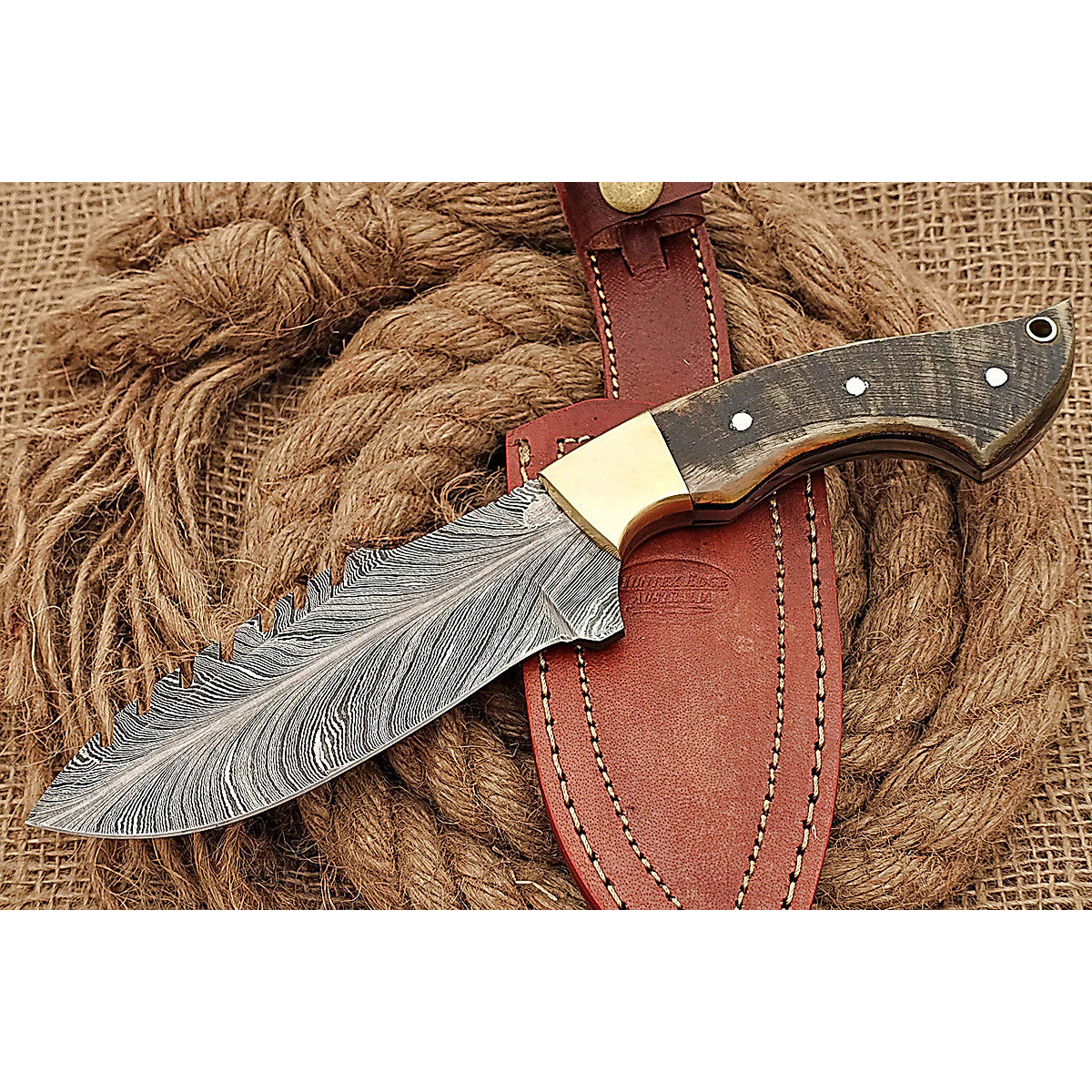 HUNTEX Unique Custom Handmade Hand-Forged New Feather Pattern Damascus Steel 9.5 Inch Long Full Tang Ram Horn Handle Razor Sharp Hunting Camping Knife with Genuine Leather Sheath