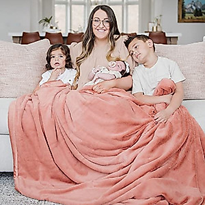 SARANONI Oversized Super Soft Comfy Lush 60" x 80" Adult Extra Large Blanket, (Clay)