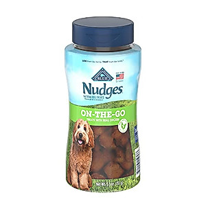 Blue Buffalo Nudges On The Go Natural Dog Treats, Chicken 5.5oz Reusable Container