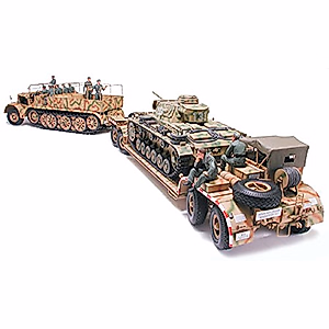 Tamiya 300035246-1:35 WWII special operations vehicle 9 Famo with low-bed trailer