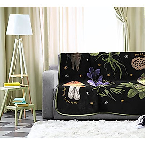 Jay Franco Harry Potter Herbology Blanket - Measures 60 x 90 inches, Kids Bedding - Fade Resistant Super Soft Fleece