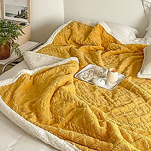 MERRYLIFE Sherpa Fleece Throw Blanket Cozy Soft 3D Stylish Design Fuzzy Thick Warm Blanket for Couch Sofa Bed (50" 60",Light Yellow)