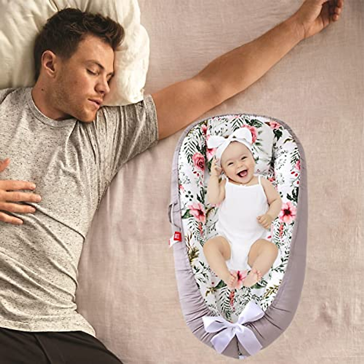 Vohunt Baby Lounger,100% Cotton Baby Nest Co-Sleeper for Baby in Bed with Handles,Infant Newborn Lounger Adjustable Size & Strong Zipper Lengthen Space to 3 Tears Old(Grey-Edged Flower Bouquet)