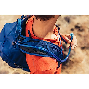 Gregory Mountain Products Arrio 22 Hiking Backpack, FLAME BLACK