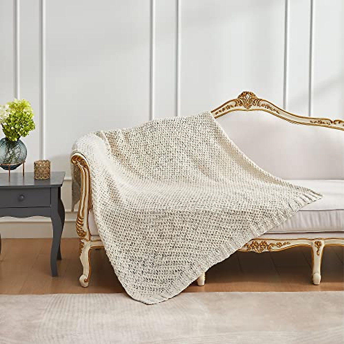 Amélie Home Chunky Slub Bulky Yarn Knit Blanket Textured Mulberry Woven Luxury Throw for Farmhouse Boho Decor Throw Blanket (Cream,50''x 60'')