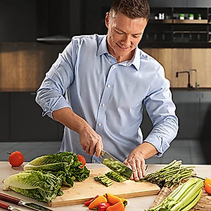 Nakiri Knife, 7 inches, Japanese VG-10 Stainless Steel - Balanced Damascus Blade Vegetable Cleaver with Pakkawood Handle - Handcrafted Kitchen Knife - Premium Chef Knives and Gifts for Cooks