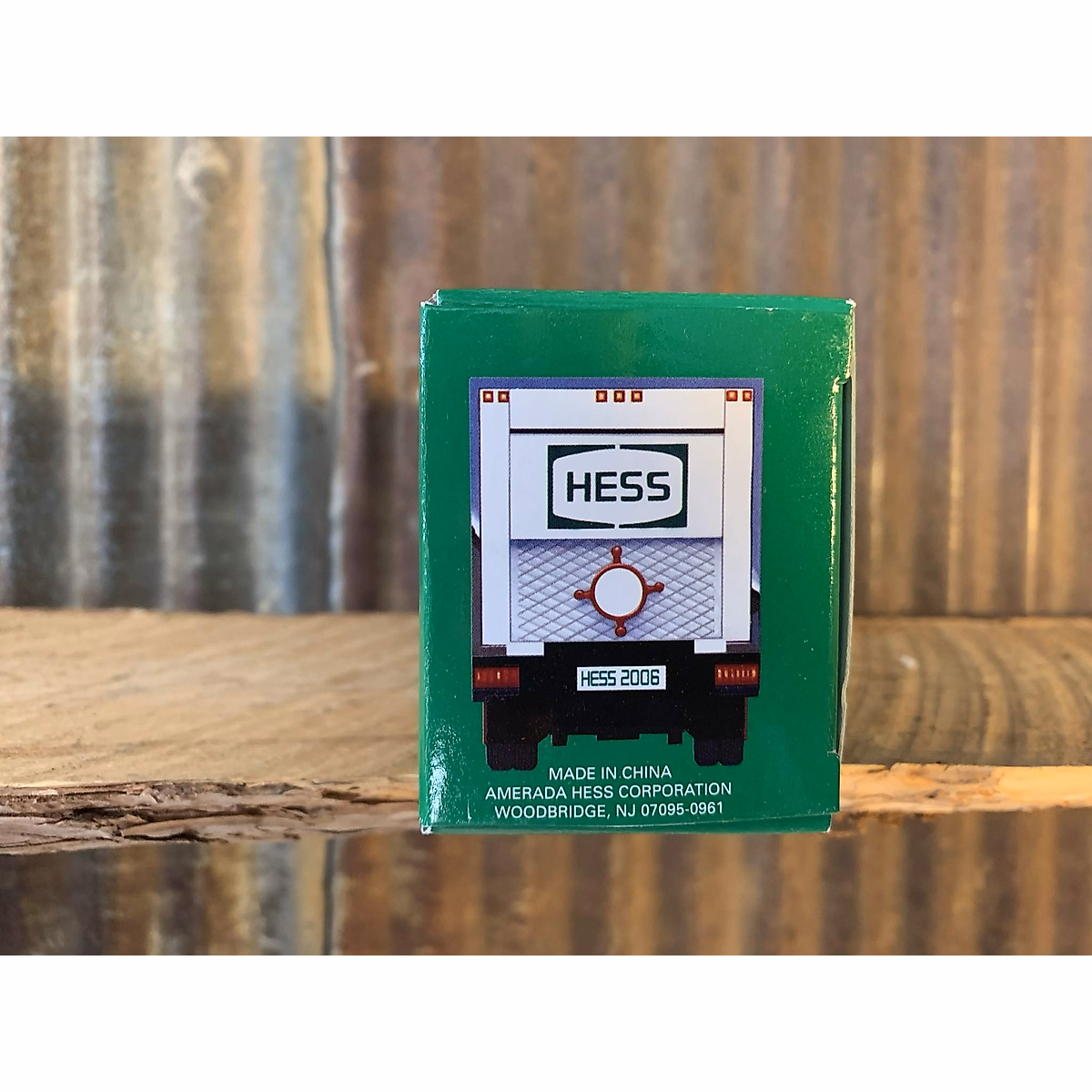 Hess Mini 18 Wheeler - 2006