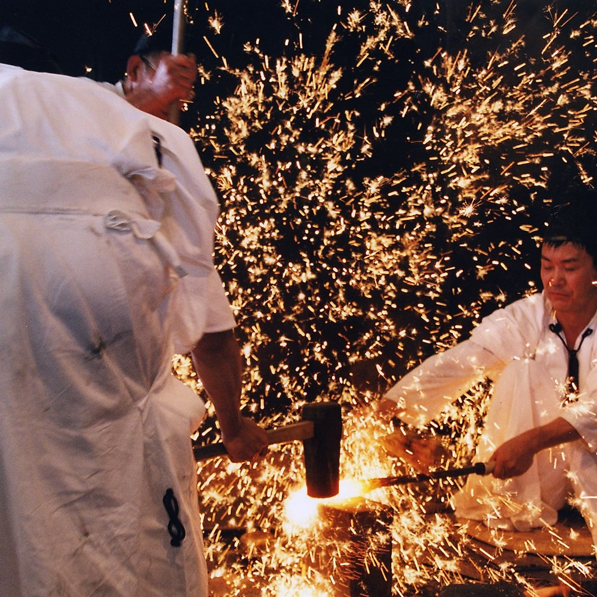 CANARY Corrugated Cardboard Scissors, Heavy Dudy Craft Scissors Japanese Stainless Steel Blade, Made in JAPAN, Blue (PS-6500H)