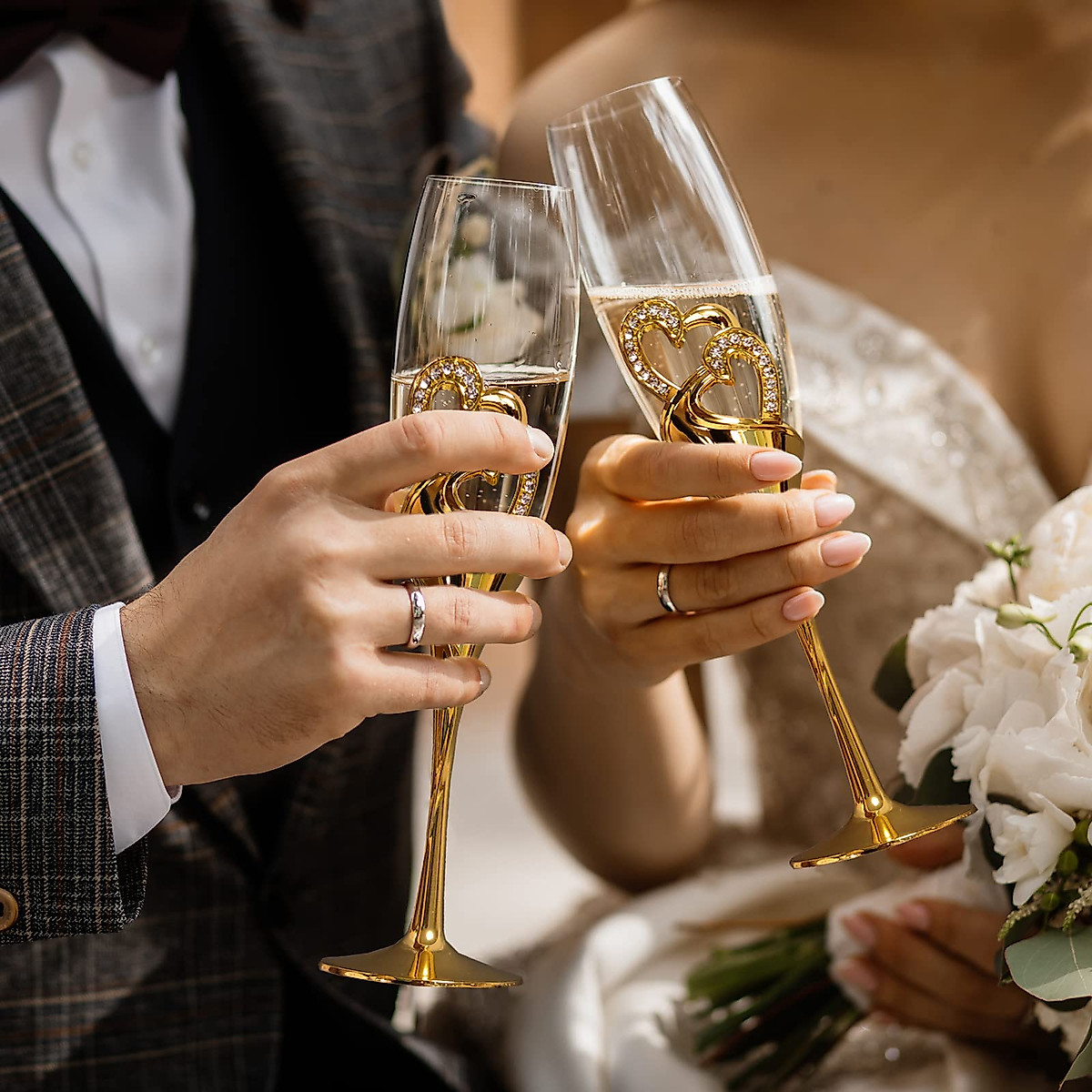 Parihy Wedding Cake Knife and Sever Set, Wedding Champagne Flutes and Cake Knife Server Set, Wedding Gifts Toasting Glasses for Couple Bride and Groom, Cake Cutting Set for Wedding, Engagement