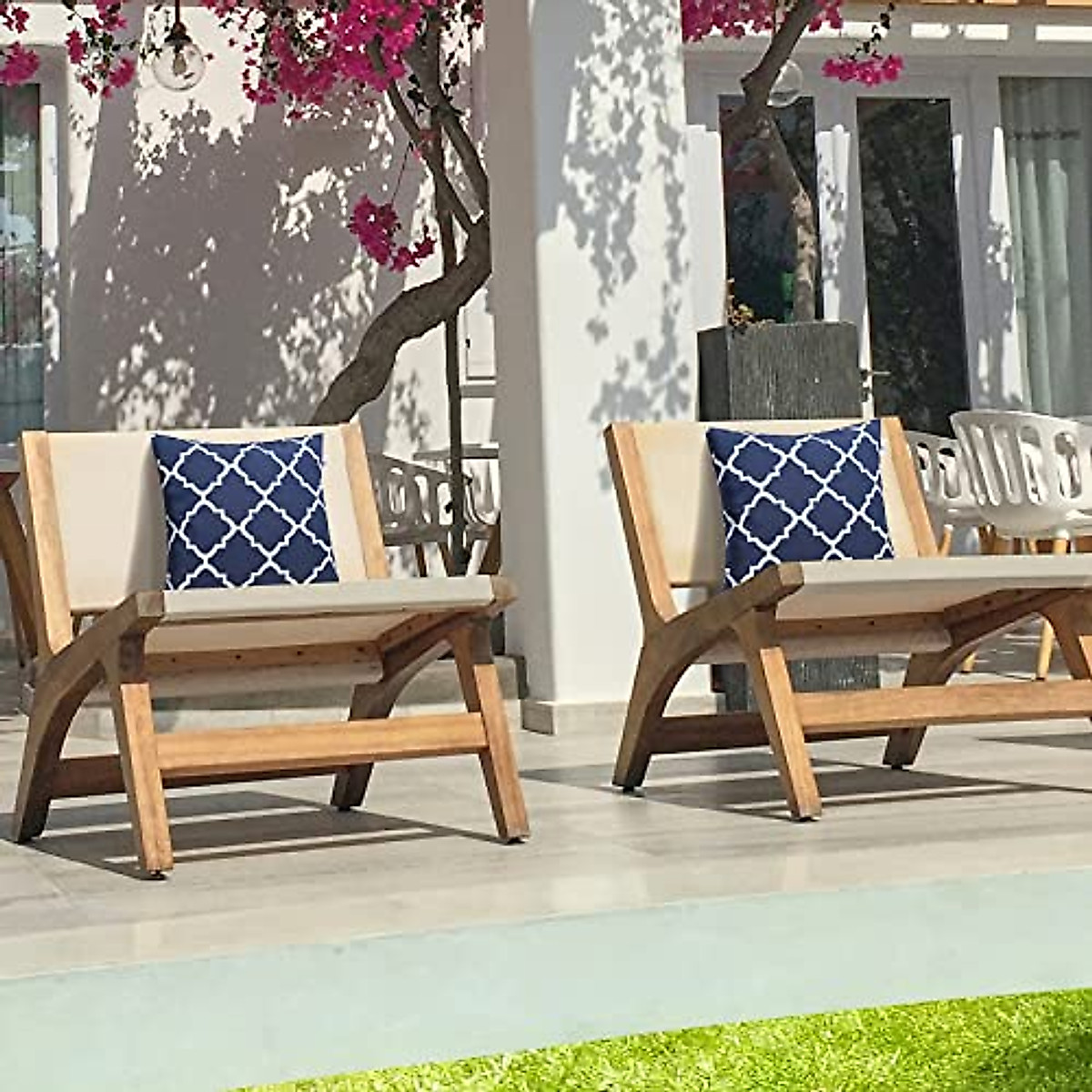 JMKaixin Outdoor/Indoor Throw Pillows, Pack of 2 Waterproof Decorative Throw Pillows with Inserts, 18”x18” Square Pillows for Bed, Couch, Sofa and Patio Furniture