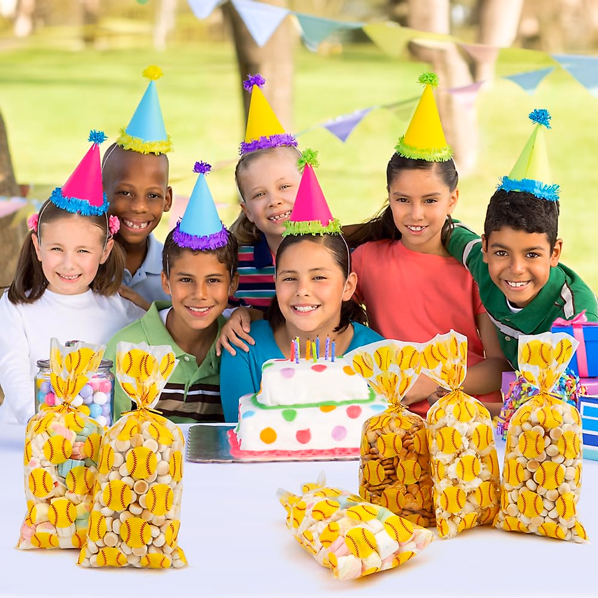 Softball Goodie Bags, 100 PCS Softball Snack Bags, Baseball Goodie Bags Softball Cellophane Bags Gift Treat Goody Cookie Snack Bags for Team Party Bags Favor Bulk Softball Theme Birthday Decoration