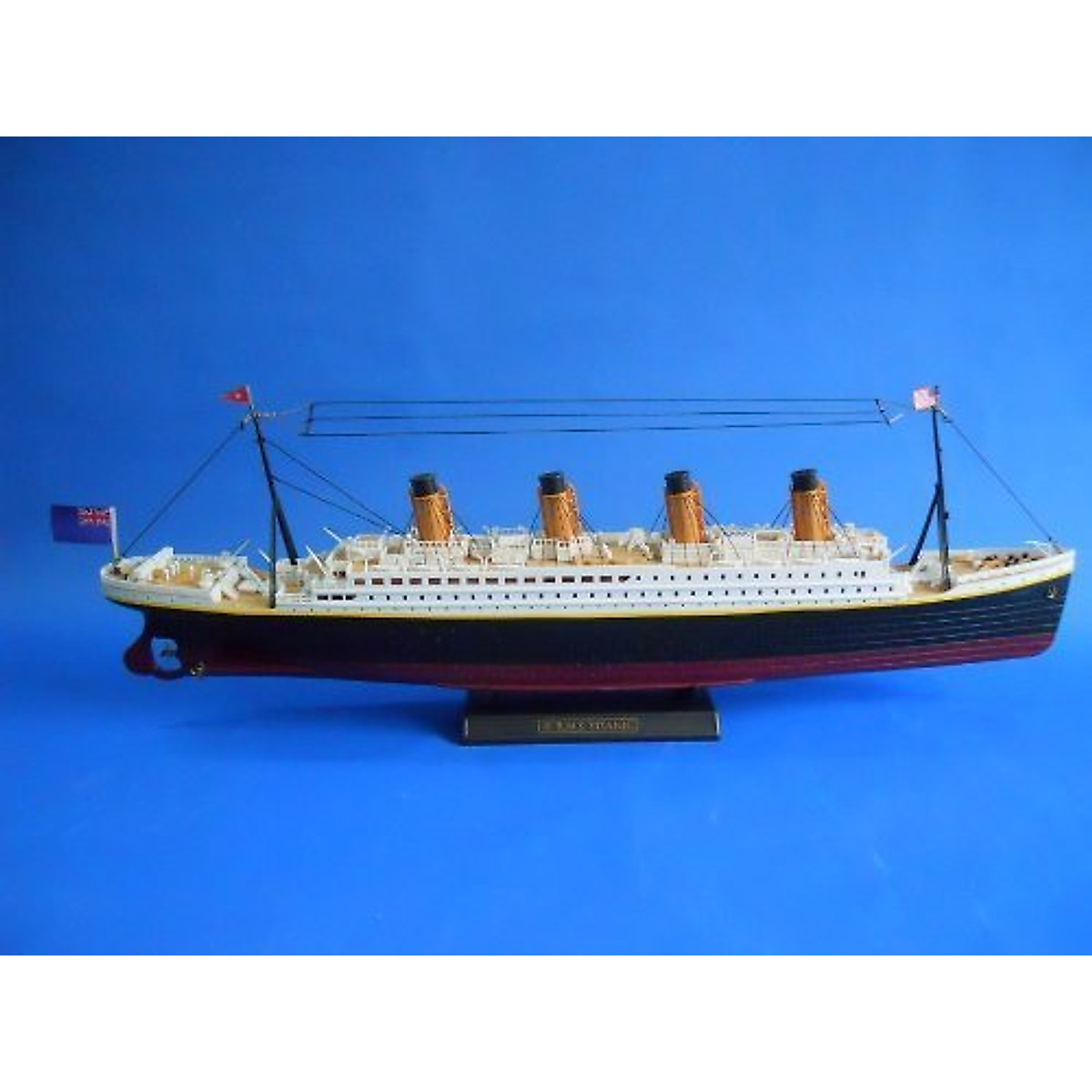 Ready To Run Remote Control RMS Titanic 32" with Lights - White Star Lines - Remote Control Model Cruise Ship - RC Ocean Liner - Model Cruise Ship