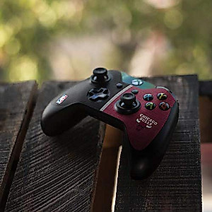 Skinit Decal Gaming Skin Compatible with Xbox One Controller - Officially Licensed NBA Chicago Bulls Canvas Design