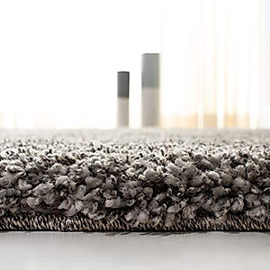 SAFAVIEH Santa Monica Shag Collection 6'7" x 9'6" Silver SGN725 Solid Non-Shedding Living Room Bedroom Dining Room Entryway Plush 2-inch Thick Area Rug