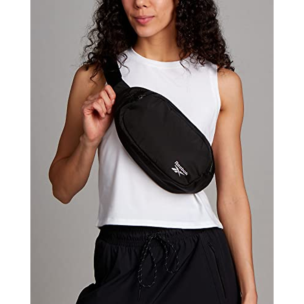 Reebok Women's Fanny Pack - Lightweight Waist Belt Bag - Crossbody Bag for Running, Hiking, Travel, Workouts, Black