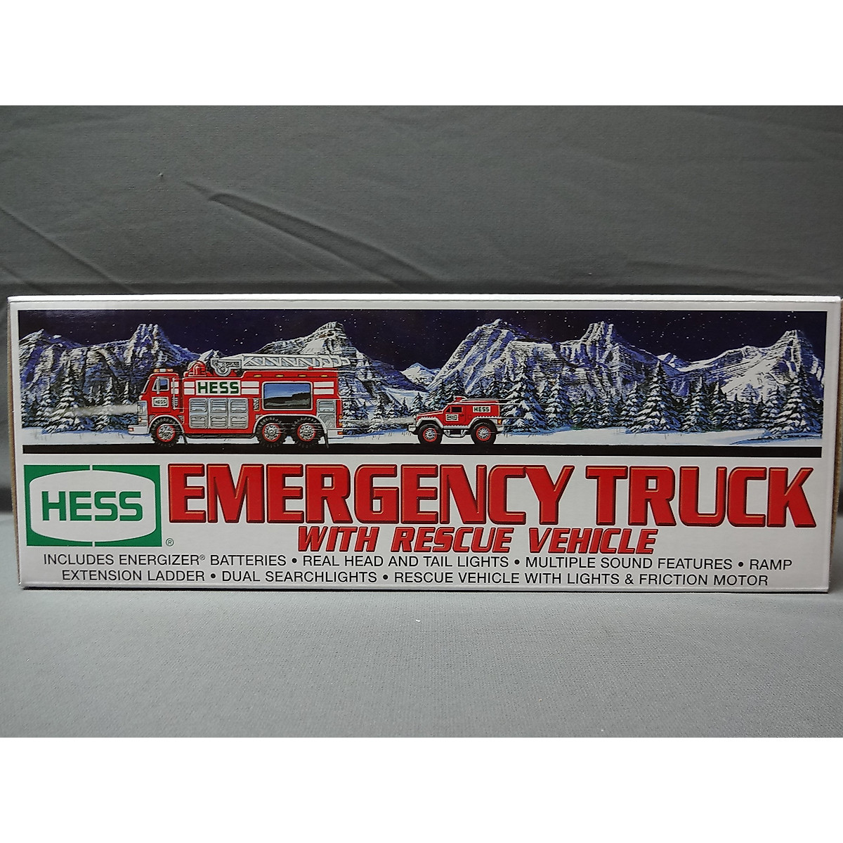 Hess 2005 Emergency Truck with Rescue Vehicle