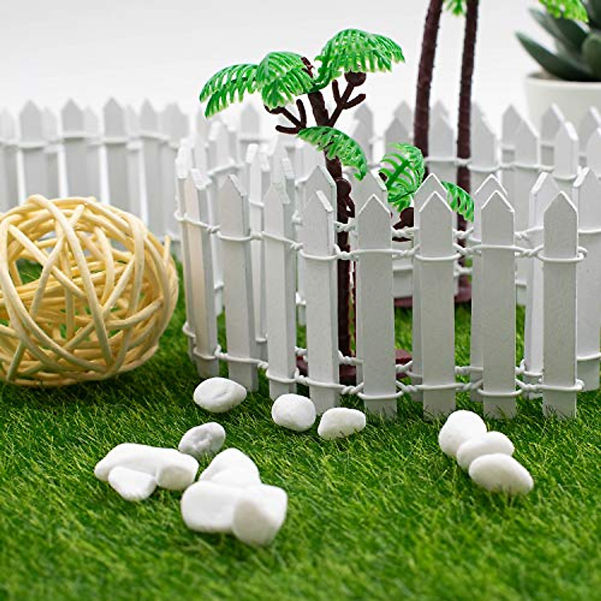 AUEAR, 35 Inch Long Mini Fairy Garden Fence Wood Ornament Wooden Decorative Picket Fence for DIY Crafts Project (White, 2-Pack)