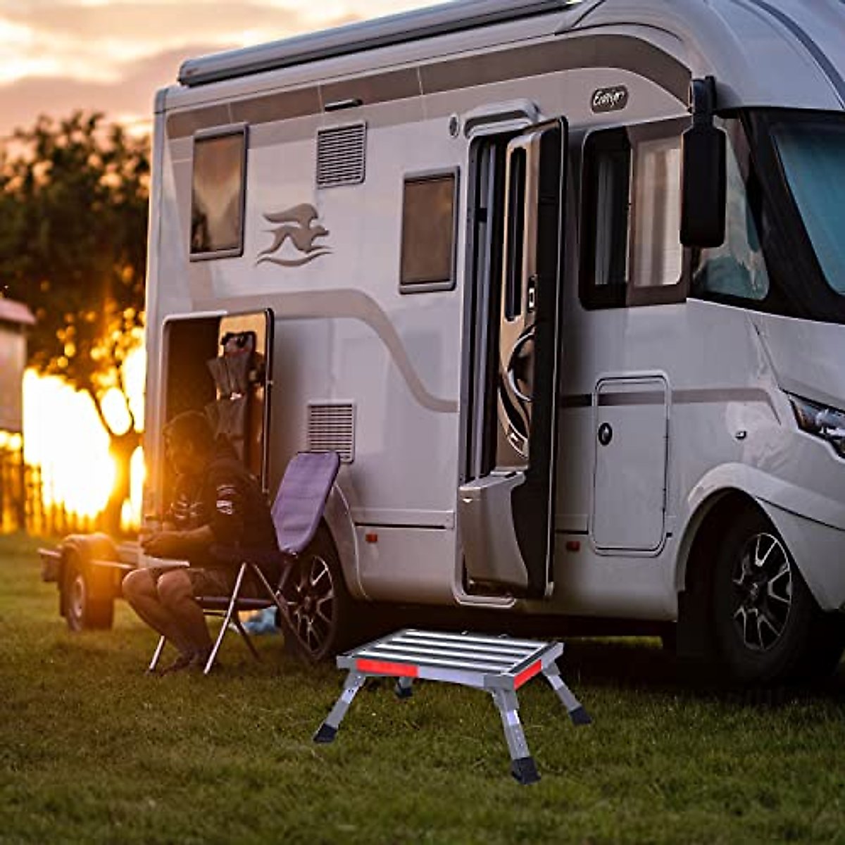 Homeon Wheels Stable RV Steps, Adjustable Aluminum Folding Platform Step with Non-Slip Rubber Feet, Gripper Strips, Reflective Strips and Handle, 16.5" x 12.2" RV Step Stool Supports Up to 1000lbs