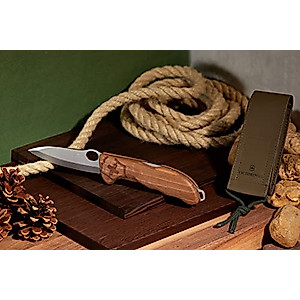 Victorinox Hunter Pro M Large Pocket Knife with Lock Blade and Lanyard Hole (Pouch Included) - Wood