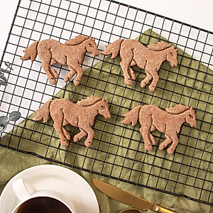 Set of 2 Horse cookie cutters (Designs: Horse Head and Horse Running), 2 pieces - Bakerlogy