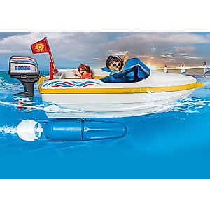 Playmobil Pick-Up with Speedboat