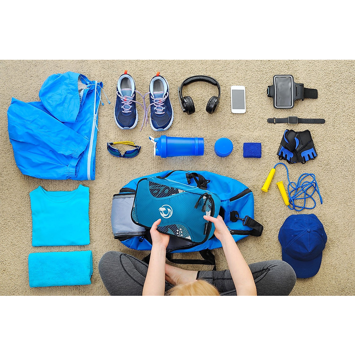 YOLLIT Pura Belleza Packing Cubes! 4 Ultralight and Durable Travel Bags + Laundry Bag + Complimentary Toiletry Bag. Keeps Luggage and Closet Organized. The #1 Packing Cube