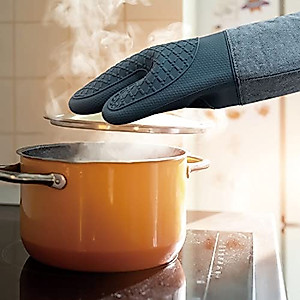 Professional Microwave Silicone Oven Mitts Yarn-Dyed 1 Pair and Kitchen Towels 2 pcs, Kitchen Lines Set for Heat Resistant with 500 Degrees of Kitchen Gloves Pot Holder for BBQ Cooking Baking