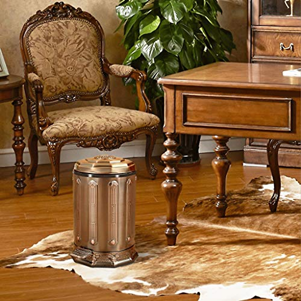 AS Metal Trash Can with Lid Silent Pedal Trash Bin Antique Garbage Can,Luxury Dustbin for Home Office Living Room,kitchen-10L/2.6gal (Color : Copper Color)