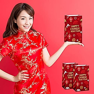 28 Pack 2023 Chinese New Year Party Supplies Lunar New Year Party Present Bags Spring Festival Red Paper Treat Goodie Candy Favor Bags for Year of The Rabbit New Year Party Decorations