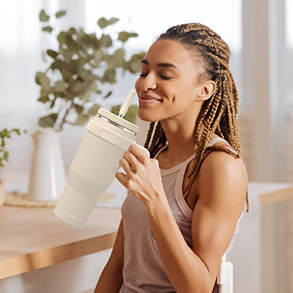 Zukro 50 oz Mug Tumbler with Handle and Screw on Lid, Vacuum Insulated Stainless Steel Tumbler with Straw Lid, Leakproof Straw Cup, Keeps Drinks Cold 30 Hours, Fit in Cup Holder - Beige