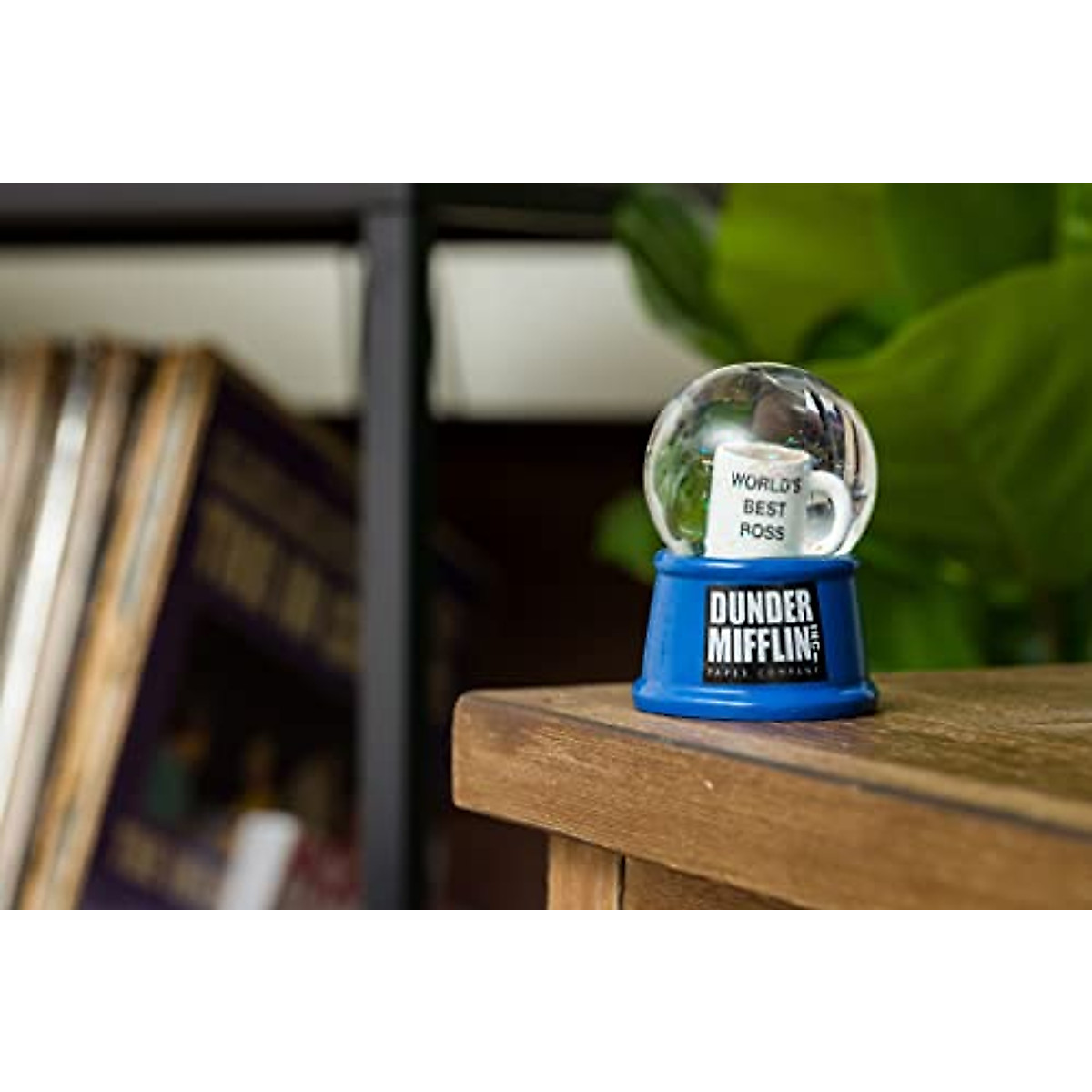 Silver Buffalo The Office World's Best Boss Light Up Snow Globe, 55 mm