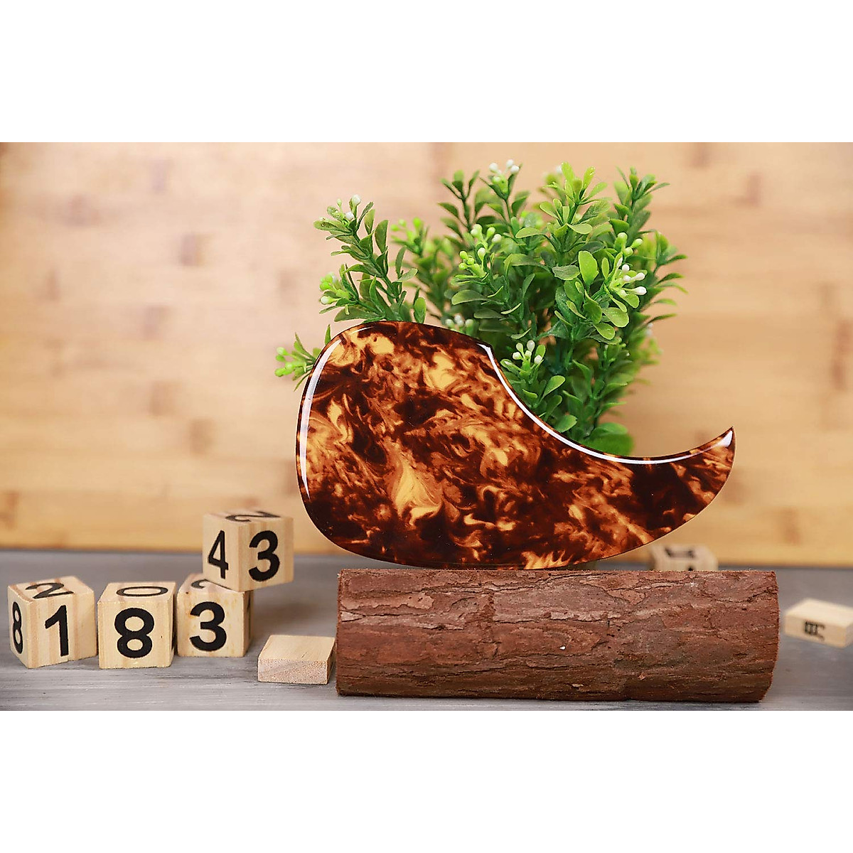 Vencetmat Acoustic Guitar Pick Guard for Most Martin - Clear Amber