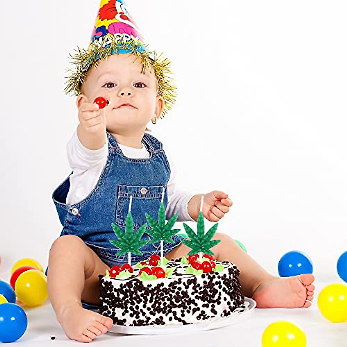 Lothee 5 Pieces Leaf Shape Candles Weed Leaf Cupcake Candles Pot Leaf Tealight Candles for Birthday Anniversary Celebrations Party Supplies