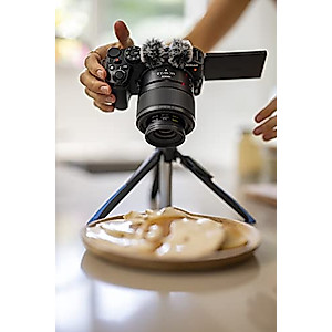 Nikon Z 30 w/NIKKOR Z DX 16-50mm Lens Vlogger Kit (International Model) (Renewed)