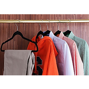 Hoogtecly Premium Velvet Hangers Heavyduty - Non Slip - Velvet Suit Hangers Hooks,Space Saving Clothes Hangers Black (30pcs)