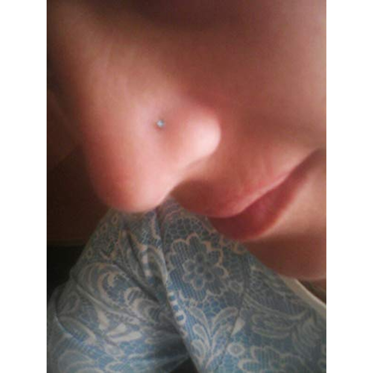 D.Bella Nose Rings 10Pcs 18G Nose Screw Rings Studs Surgical Steel Piercing Jewelry 2mm Clear CZ Silver