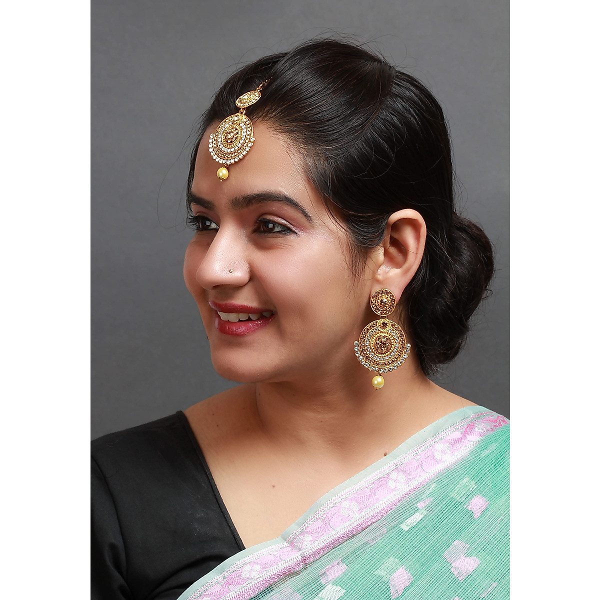 Bindhani Round Golden Mix White Stone Round Earrings & Indian Maang Tikka For Women