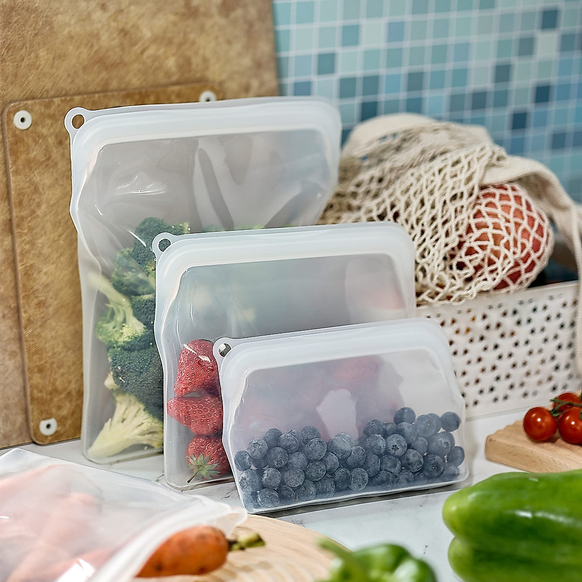 puretor Reusable Silicone Food Storage Bags, 5 Pack BPA Free, Dishwasher Safe Silicone Bags, Reusable Baggies Perfect for Kids Snack Sandwich Storage,Leakproof Standup Bags For Food & Travel