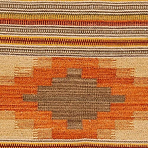 SAFAVIEH Kilim Collection Area Rug - 8' x 10', Red & Multi, Handmade Southwestern Tribal Wool, Ideal for High Traffic Areas in Living Room, Bedroom (NVK177A)