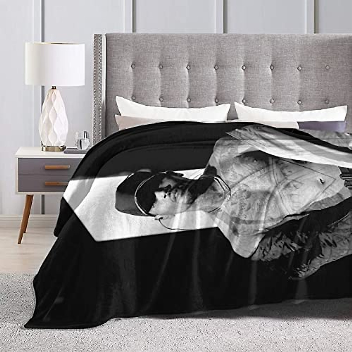 Wjikan Chris Singer Brown Super Soft Micro Fleece Blanket Home Decoration Warm Flannel Blanket 60inchx50inch, Black