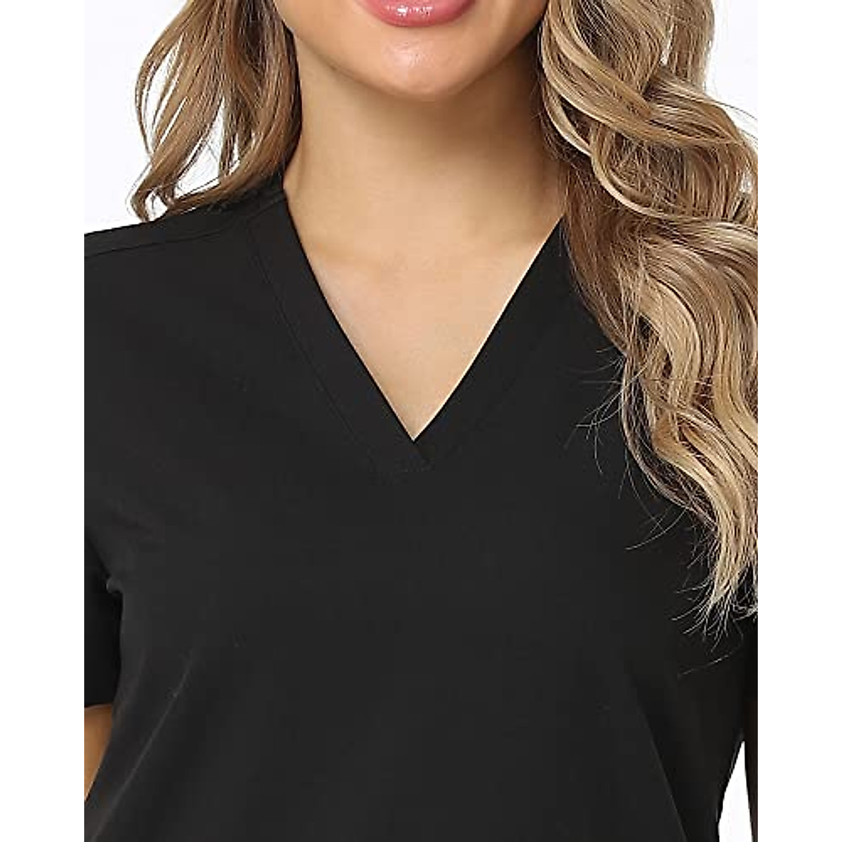 COMENII Scrub Tops for Women, 3 Pocket Soft V-Neck Tailored Fit Workwear, Anti-Wrinkle Medical Scrubs for Women（Black M）