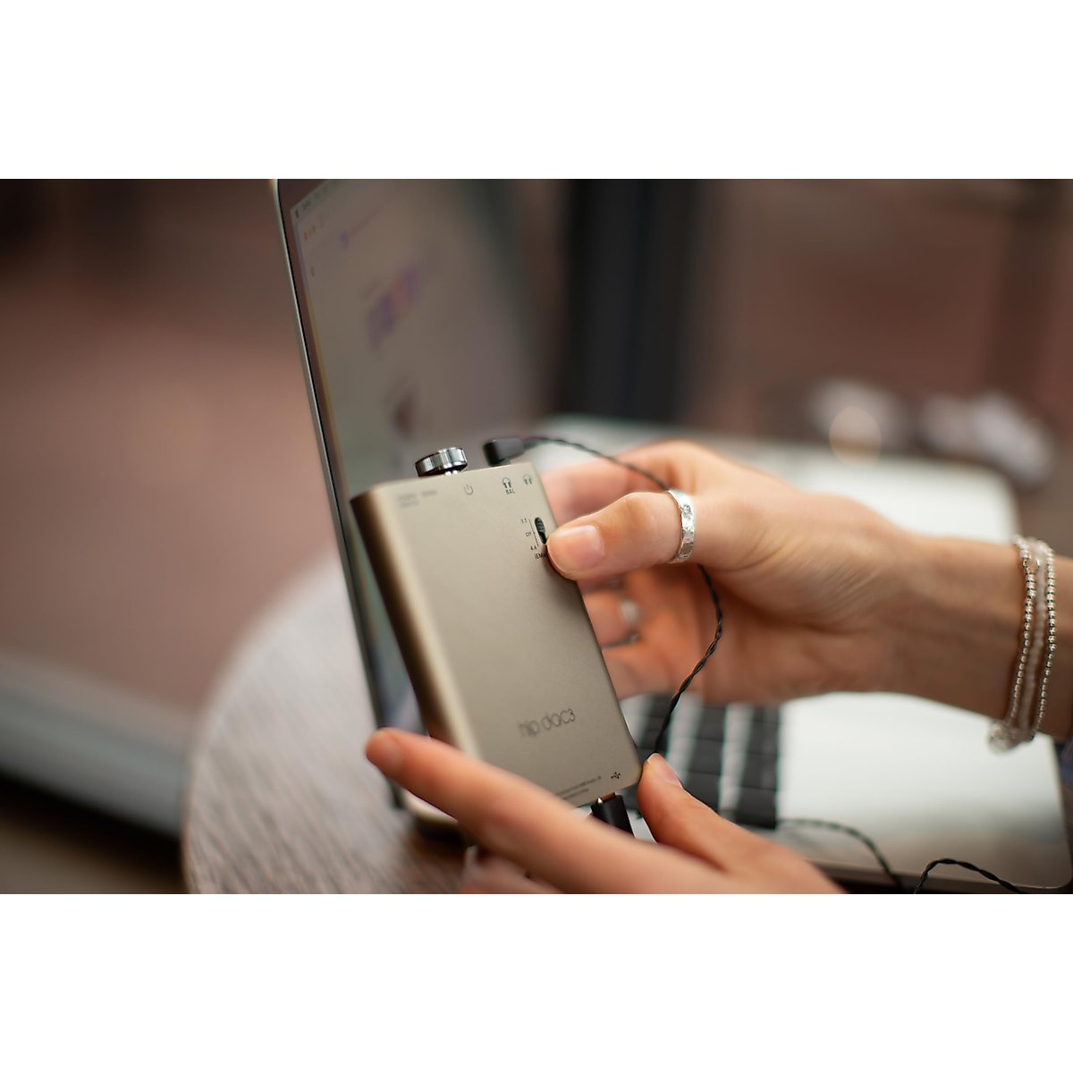 iFi hip-dac3 - Portable Hi-Res DAC/Headphone Amp - True Balanced Circuit, 400mW Output, Dual USB-C, PCM 384kHz/DSD256/MQA Decoding, XBass Analog Enhancement, PowerMatch, iEMatch & up to 12hrs Playtime