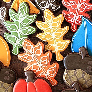Ann Clark Cookie Cutters Oak Leaf Cluster Holly Leaf Cookie Cutter, 4.25"